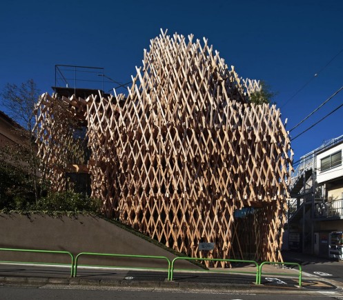 The Hellish Art of Japanese Interlocking Wooden Architecture Revived at ...