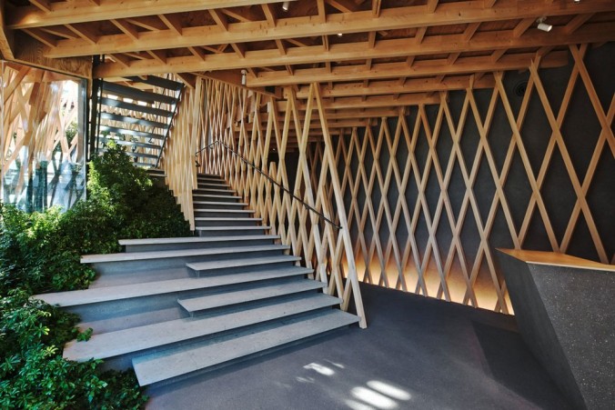 The Hellish Art of Japanese Interlocking Wooden Architecture Revived at ...