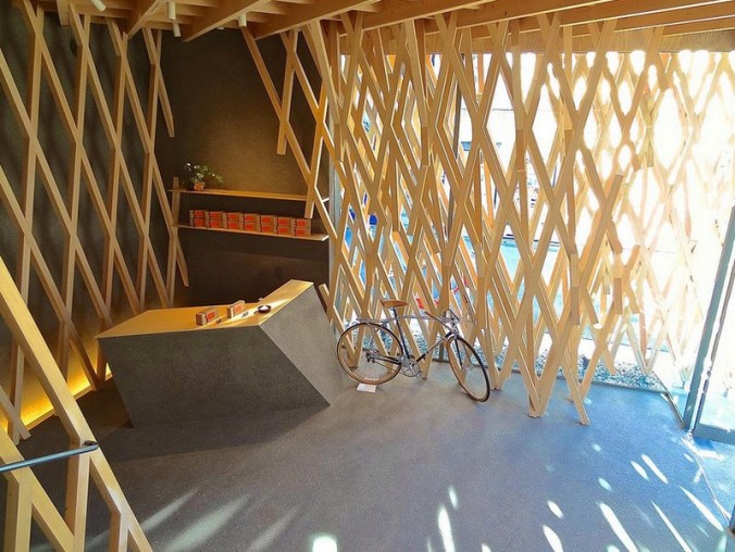 The Hellish Art of Japanese Interlocking Wooden Architecture Revived at ...
