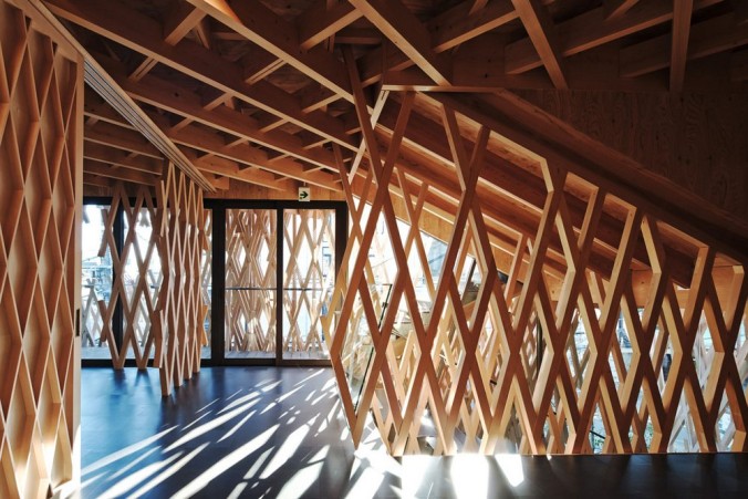 The Hellish Art of Japanese Interlocking Wooden Architecture Revived at ...