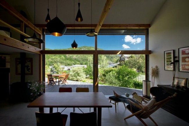 A Wooden Cabin in Kyoto Overlooks the Mountains | Spoon & Tamago