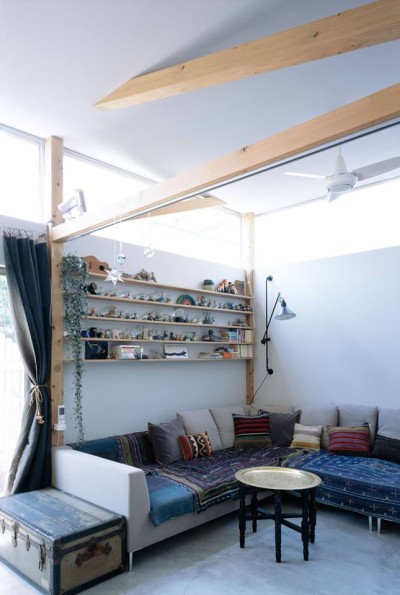 Split House: A New Home in Tokyo With a 360° Mezzanine | Spoon & Tamago