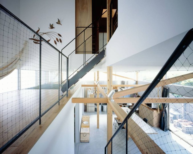 Split House: A New Home in Tokyo With a 360° Mezzanine | Spoon & Tamago