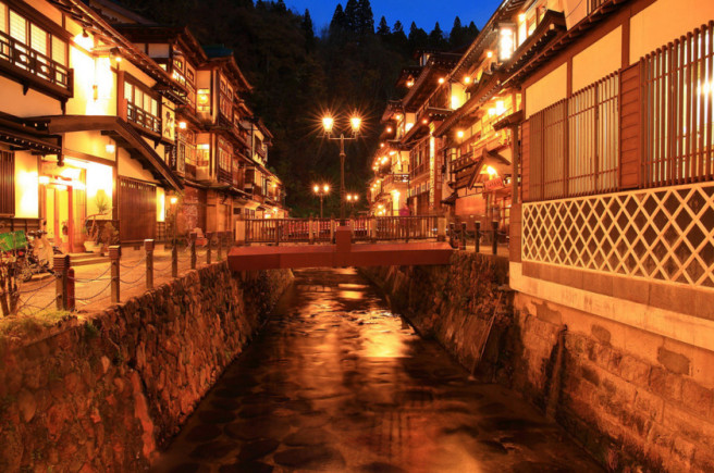 Magical Photographs of Ginzan Onsen in the Snow | Spoon & Tamago