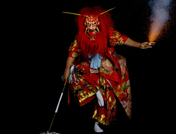 Yusuke Nishimura Photographs the Unknown World of Japanese Performing ...