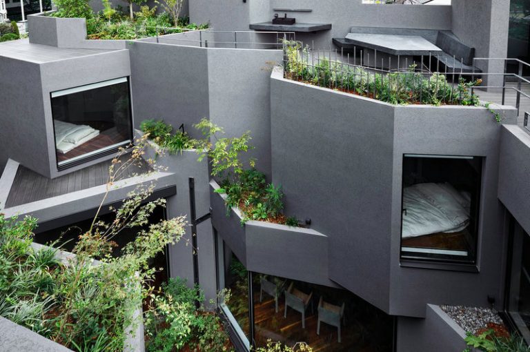 A Home in Tokyo Inspired by a Mountainous Hiking Path | Spoon & Tamago