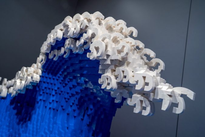 Hokusai’s Great Wave, Sculpted in Lego Blocks by Jumpei Mitsui | Spoon ...