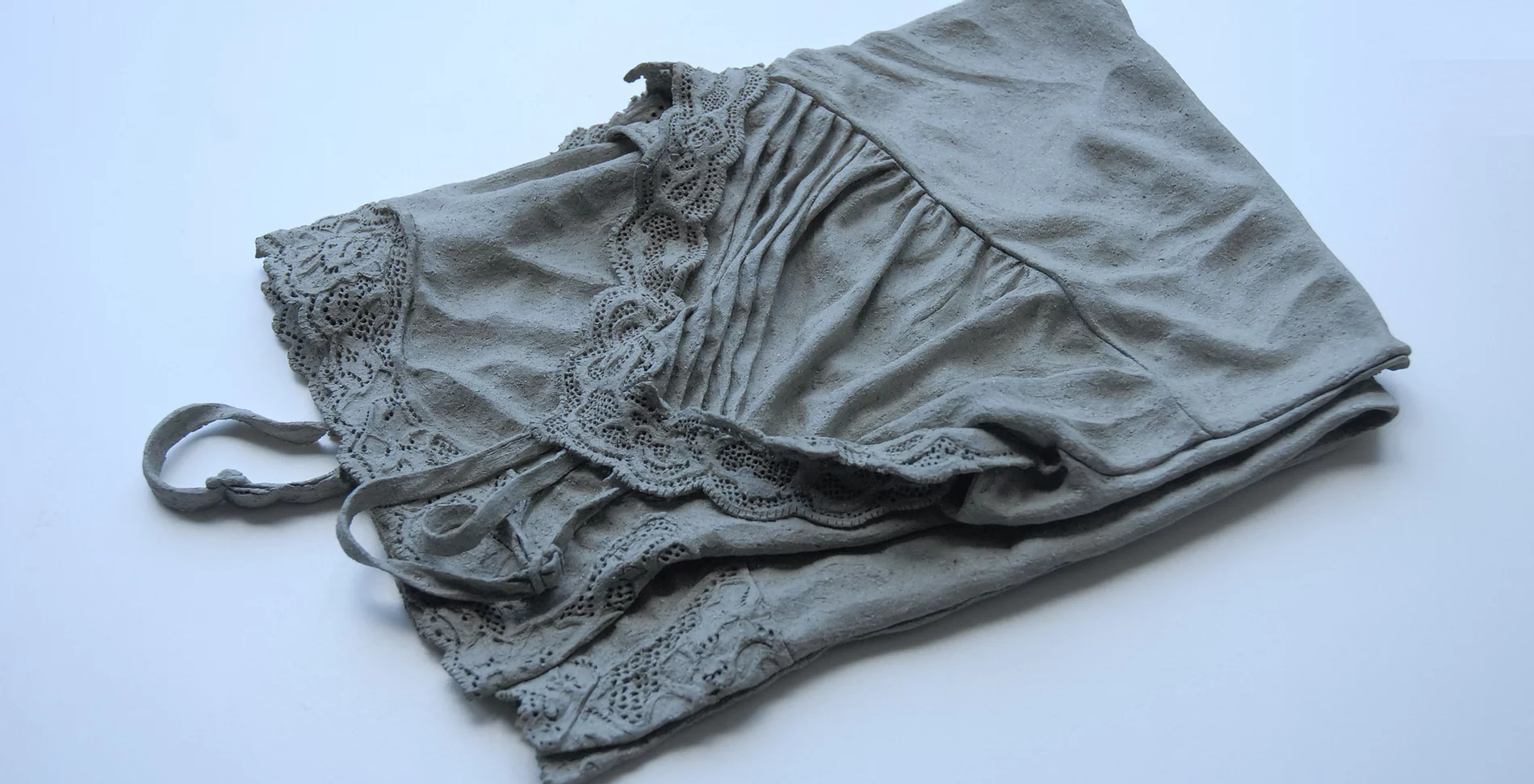 Intimate Garments Handmade from Ceramics by Masami Yamamoto | Spoon ...