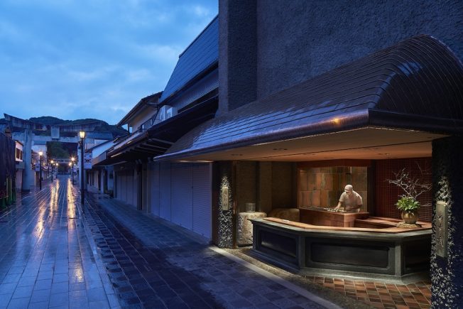 The Stunning Yasutake Sweets Shop in Dazaifu Dedicates Themselves to ...