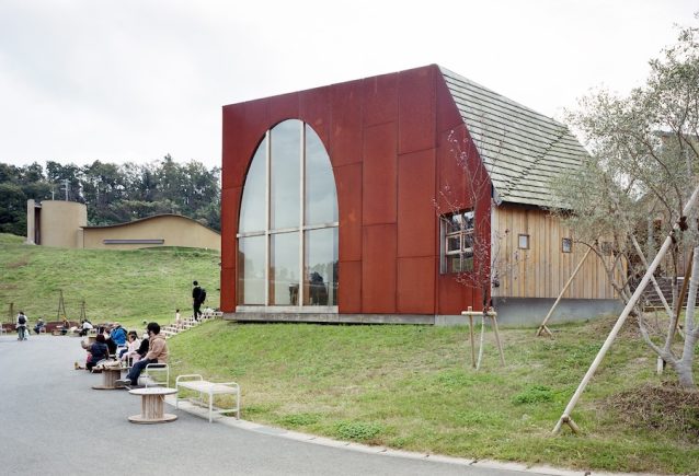 Kurkku Fields: A Sustainable Farm, Outdoor Art Museum and Underground Library in Chiba | Spoon ...