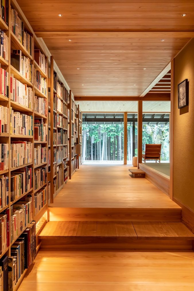 Cafe Fang: An Oasis of Books and Coffee in Kyoto | Spoon & Tamago