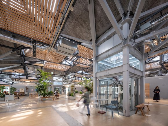 Oimachi’s New Shopping Oasis Coexists with the Mountains and Sea ...