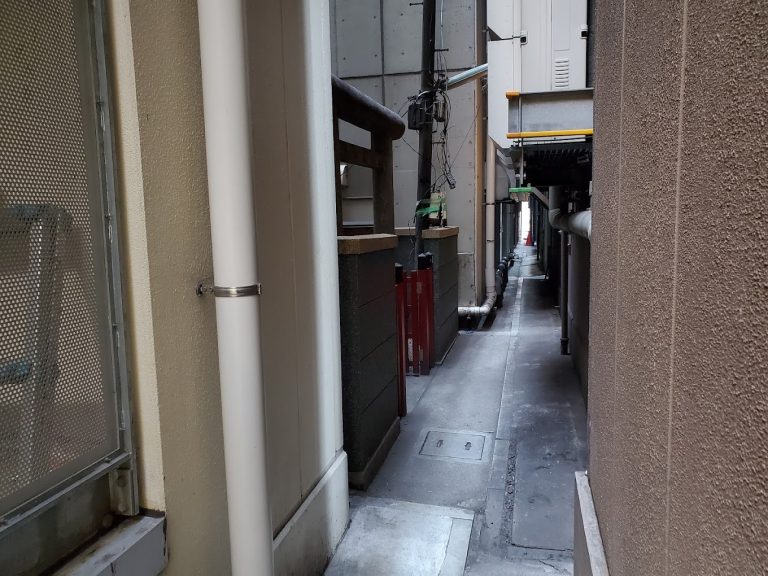 Exploring Tokyo’s Hidden Shrines | Spoon & Tamago