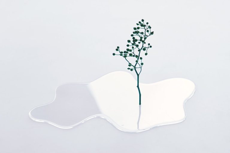 ‘Puddle’ Are a Series of Flower Vessels Inspired by Puddles of Water ...